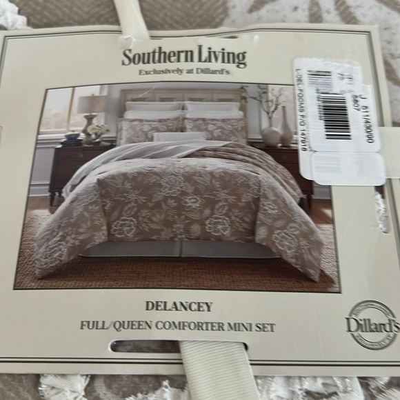 Southern Living | Bedding | Southern Living Delancey Embroidered Floral ...